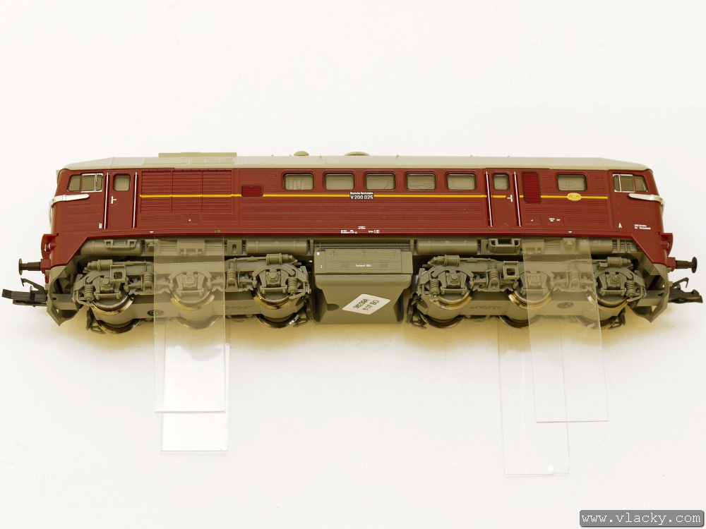 Návod na digitalizaci dieselové lokomotivy Roco BR120 „Sergej”