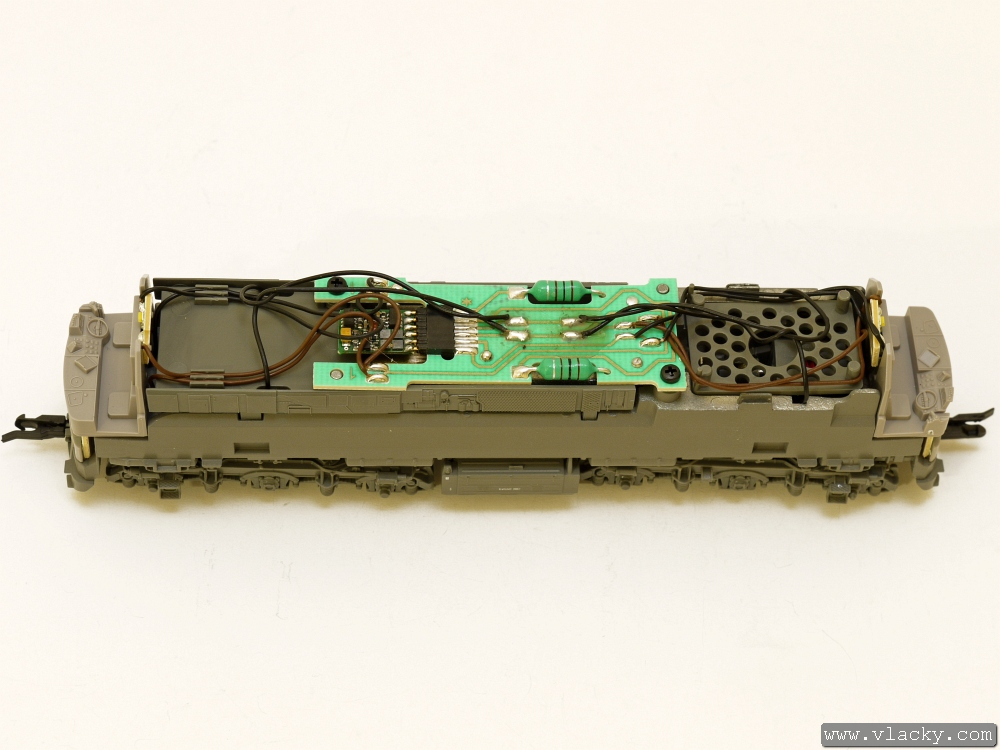 Návod na digitalizaci dieselové lokomotivy Roco BR120 „Sergej”